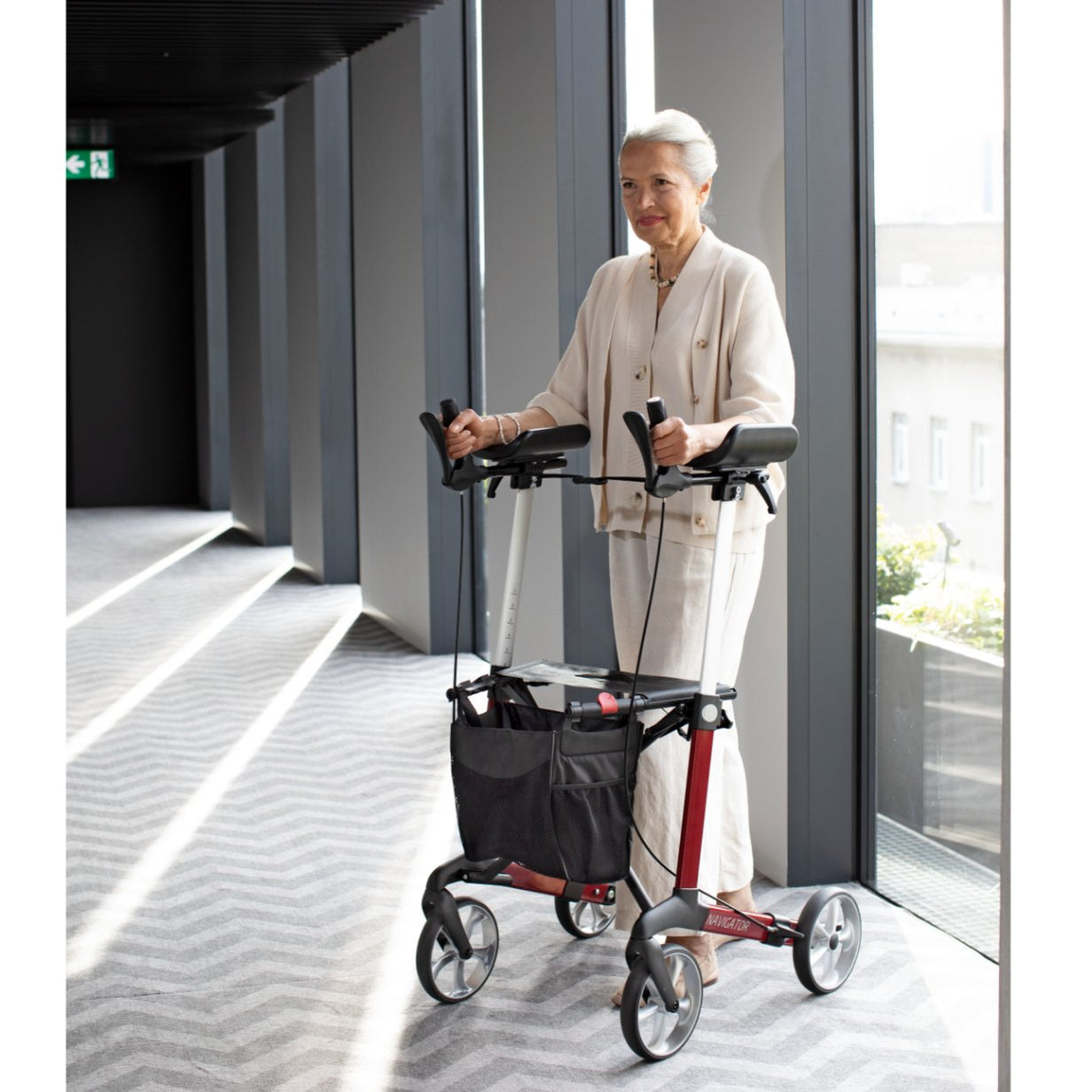 Rehasense Server W / Navigator Rollator | Assist Mobility